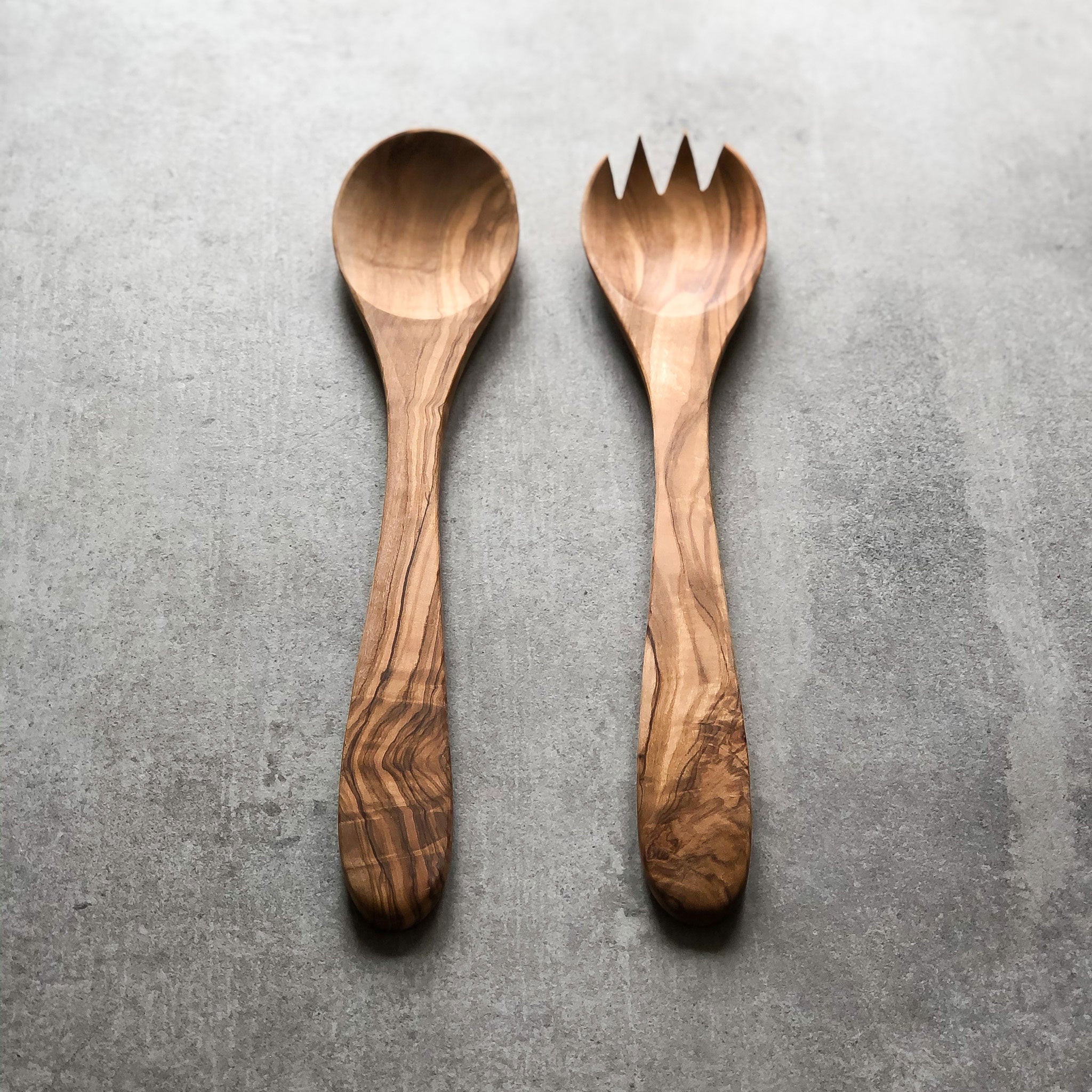 Traditional Olive Wood Wooden Salad Servers - 2 Piece Set – RusticFlitch